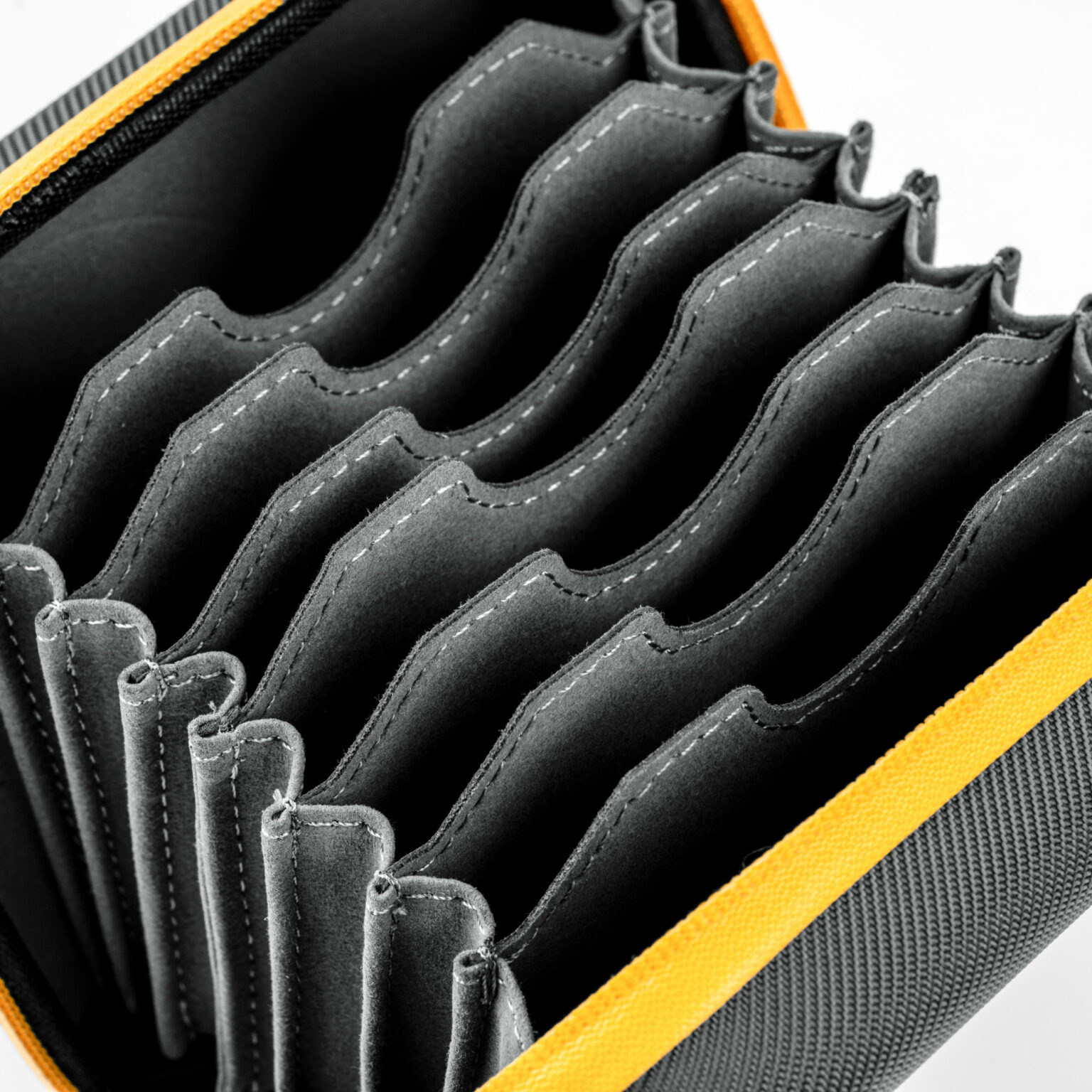 NiSi Caddy II Filter Pouch – Holds 8 Filters to 95mm | NiSi Optics USA